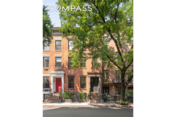 Manhattan Townhouses for Sale